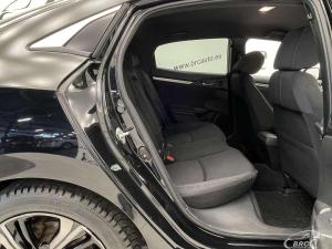 Black Honda Civic 2018 in Vilnius, with an engine capacity of 1.60 L and mileage of 190 thousand km for 10900 €, photo 11 on AUTOMOTO.COM.LV