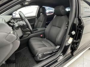 Black Honda Civic 2018 in Vilnius, with an engine capacity of 1.60 L and mileage of 190 thousand km for 10900 €, photo 23 on AUTOMOTO.COM.LV