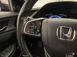 Black Honda Civic 2018 in Vilnius, with an engine capacity of 1.60 L and mileage of 190 thousand km for 10900 €, photo 31 on AUTOMOTO.COM.LV