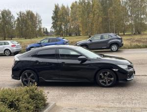 Melns Honda Civic 2019 Rīga, ar dzinēja tilpumu 1.50 L un nobraukumu 67 tūkst. km par 16400 €, foto 6 vietnē AUTOMOTO.COM.LV