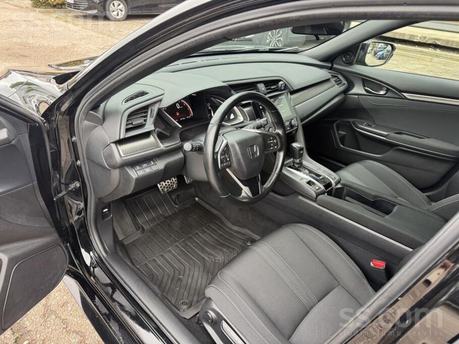 Melns Honda Civic 2019 Rīga, ar dzinēja tilpumu 1.50 L un nobraukumu 67 tūkst. km par 16400 €, foto 17 vietnē AUTOMOTO.COM.LV