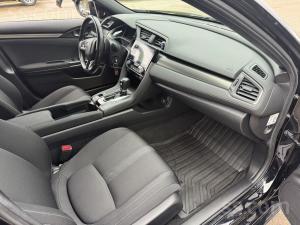 Melns Honda Civic 2019 Rīga, ar dzinēja tilpumu 1.50 L un nobraukumu 67 tūkst. km par 16400 €, foto 18 vietnē AUTOMOTO.COM.LV
