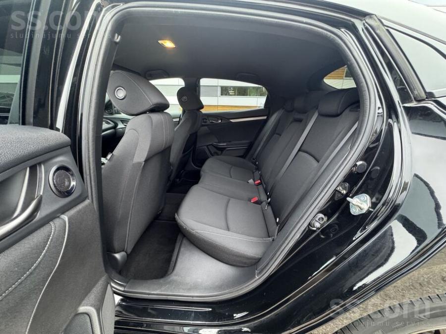 Melns Honda Civic 2019 Rīga, ar dzinēja tilpumu 1.50 L un nobraukumu 67 tūkst. km par 16400 €, foto 21 vietnē AUTOMOTO.COM.LV