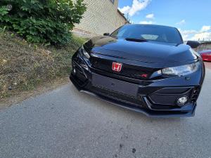 Melns Honda Civic 2021 Alīta, ar dzinēja tilpumu 2.00 L un nobraukumu 73 tūkst. km par 23500 €, foto 4 vietnē AUTOMOTO.COM.LV