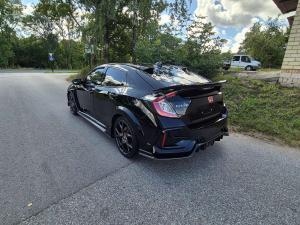 Melns Honda Civic 2021 Alīta, ar dzinēja tilpumu 2.00 L un nobraukumu 73 tūkst. km par 23500 €, foto 6 vietnē AUTOMOTO.COM.LV