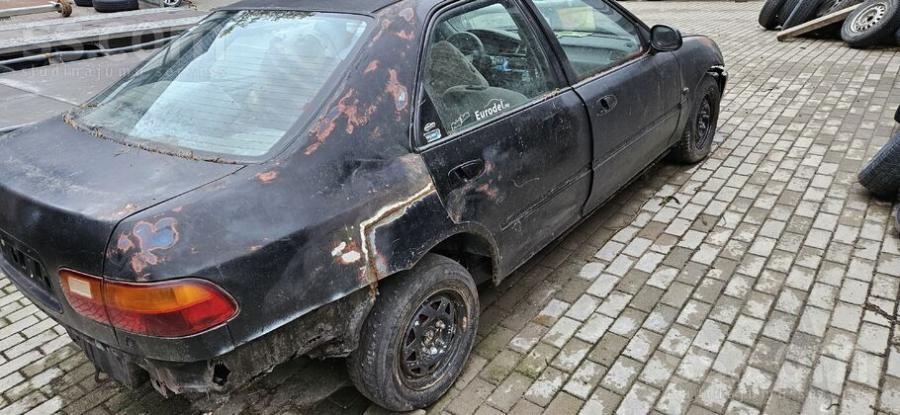 Черный Хонда Цивик 1993 в Елгава, объемом двигателя 1.50 л и пробегом 0 тыс. км за 550 €, фото 5 на AUTOMOTO.COM.LV