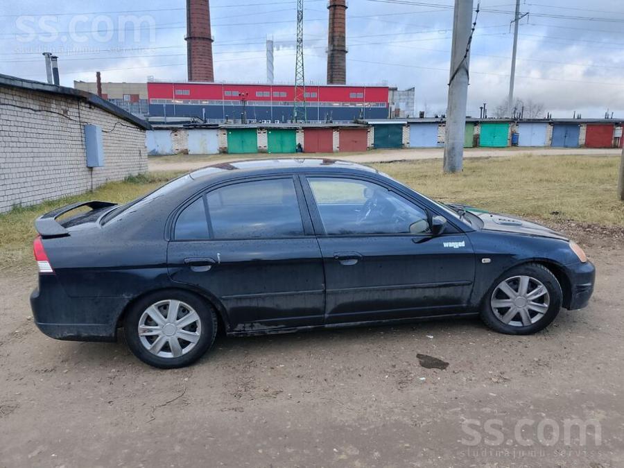 Melns Honda Civic 2003 Daugavpils, ar dzinēja tilpumu 1.60 L un nobraukumu 212 tūkst. km par 480 €, foto 8 vietnē AUTOMOTO.COM.LV