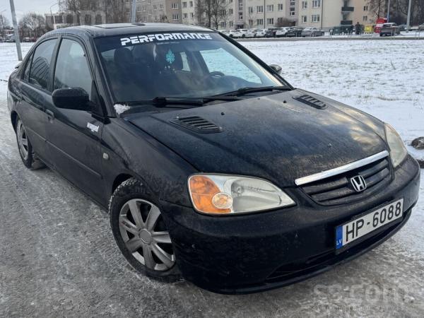 Melns Honda Civic 2003 Daugavpils, ar dzinēja tilpumu 1.60 L un nobraukumu 0 tūkst. km par 950 €, foto 1 vietnē AUTOMOTO.COM.LV