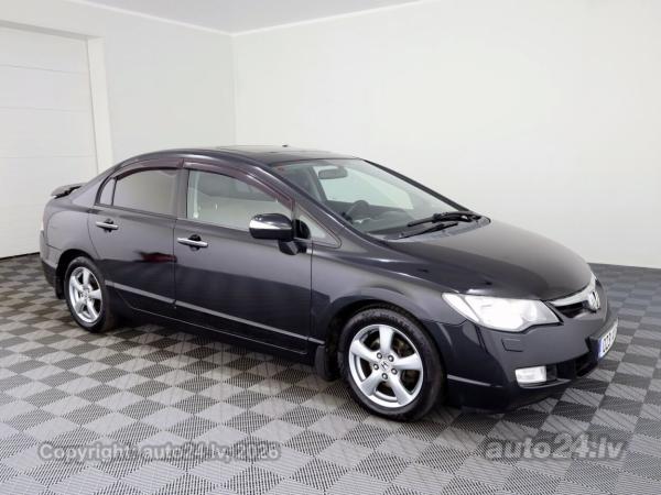 Melns Honda Civic 2007 Tallina, ar dzinēja tilpumu 1.80 L un nobraukumu 329 tūkst. km par 1599 €, foto 1 vietnē AUTOMOTO.COM.LV