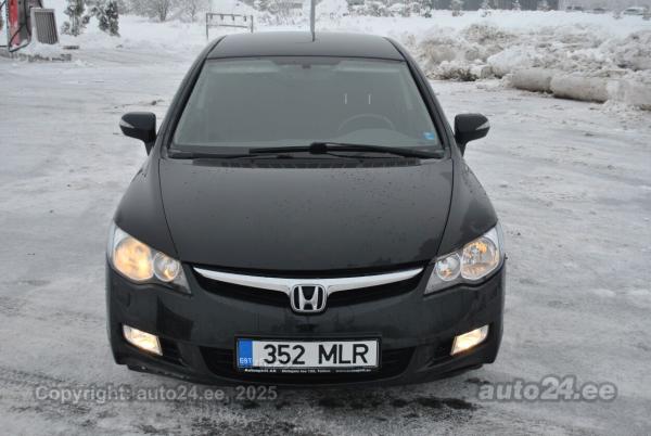 Melns Honda Civic 2008 Rakvere, ar dzinēja tilpumu 1.80 L un nobraukumu 173 tūkst. km par 2400 €, foto 11 vietnē AUTOMOTO.COM.LV