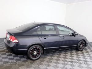 Melns Honda Civic 2008 Tallina, ar dzinēja tilpumu 1.80 L un nobraukumu 308 tūkst. km par 1099 €, foto 3 vietnē AUTOMOTO.COM.LV