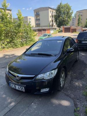 Melns Honda Civic 2008 Kauņa, ar dzinēja tilpumu 1.80 L un nobraukumu 245 tūkst. km par 999 €, foto 4 vietnē AUTOMOTO.COM.LV