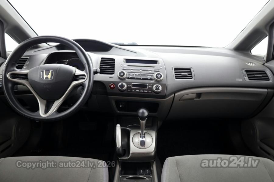 Melns Honda Civic 2008 Tallina, ar dzinēja tilpumu 1.80 L un nobraukumu 212 tūkst. km par 2499 €, foto 6 vietnē AUTOMOTO.COM.LV