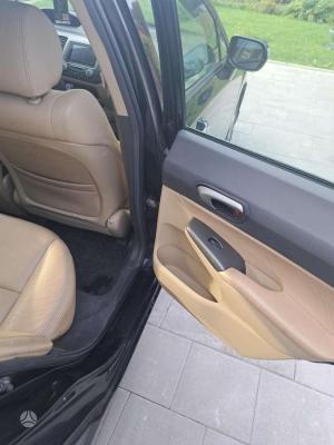 Melns Honda Civic 2008 Panevēža, ar dzinēja tilpumu 1.34 L un nobraukumu 261 tūkst. km par 2200 €, foto 12 vietnē AUTOMOTO.COM.LV