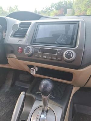 Melns Honda Civic 2008 Panevēža, ar dzinēja tilpumu 1.34 L un nobraukumu 261 tūkst. km par 2200 €, foto 17 vietnē AUTOMOTO.COM.LV