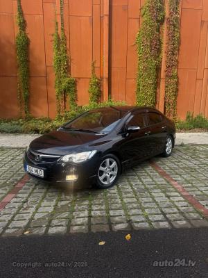 Melns Honda Civic 2008 Tallina, ar dzinēja tilpumu 1.80 L un nobraukumu 274 tūkst. km par 1998 €, foto 3 vietnē AUTOMOTO.COM.LV