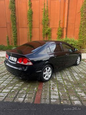 Melns Honda Civic 2008 Tallina, ar dzinēja tilpumu 1.80 L un nobraukumu 274 tūkst. km par 1998 €, foto 7 vietnē AUTOMOTO.COM.LV