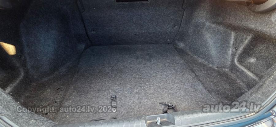 Melns Honda Civic 2008 Tallina, ar dzinēja tilpumu 1.30 L un nobraukumu 215 tūkst. km par 2389 €, foto 16 vietnē AUTOMOTO.COM.LV