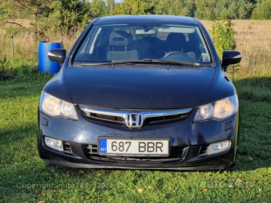 Melns Honda Civic 2008 Tallina, ar dzinēja tilpumu 1.80 L un nobraukumu 224 tūkst. km par 2350 €, foto 3 vietnē AUTOMOTO.COM.LV