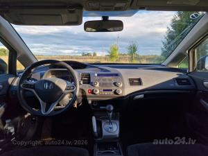 Melns Honda Civic 2008 Tallina, ar dzinēja tilpumu 1.80 L un nobraukumu 224 tūkst. km par 2350 €, foto 6 vietnē AUTOMOTO.COM.LV