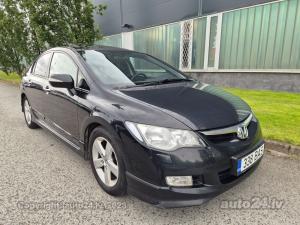 Черный Хонда Цивик 2008 в Таллин, объемом двигателя 1.80 л и пробегом 180 тыс. км за 3499 €, фото 4 на AUTOMOTO.COM.LV