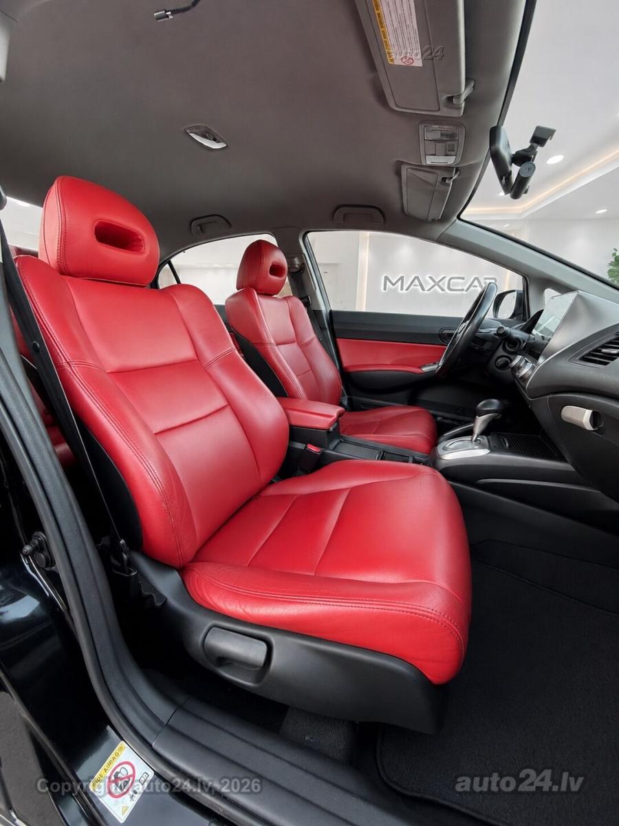 Melns Honda Civic 2009 Tallina, ar dzinēja tilpumu 1.30 L un nobraukumu 301 tūkst. km par 3499 €, foto 7 vietnē AUTOMOTO.COM.LV