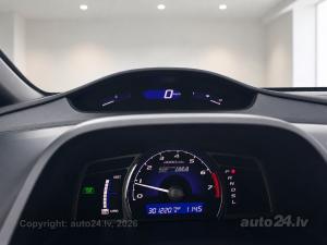 Melns Honda Civic 2009 Tallina, ar dzinēja tilpumu 1.30 L un nobraukumu 301 tūkst. km par 3499 €, foto 10 vietnē AUTOMOTO.COM.LV