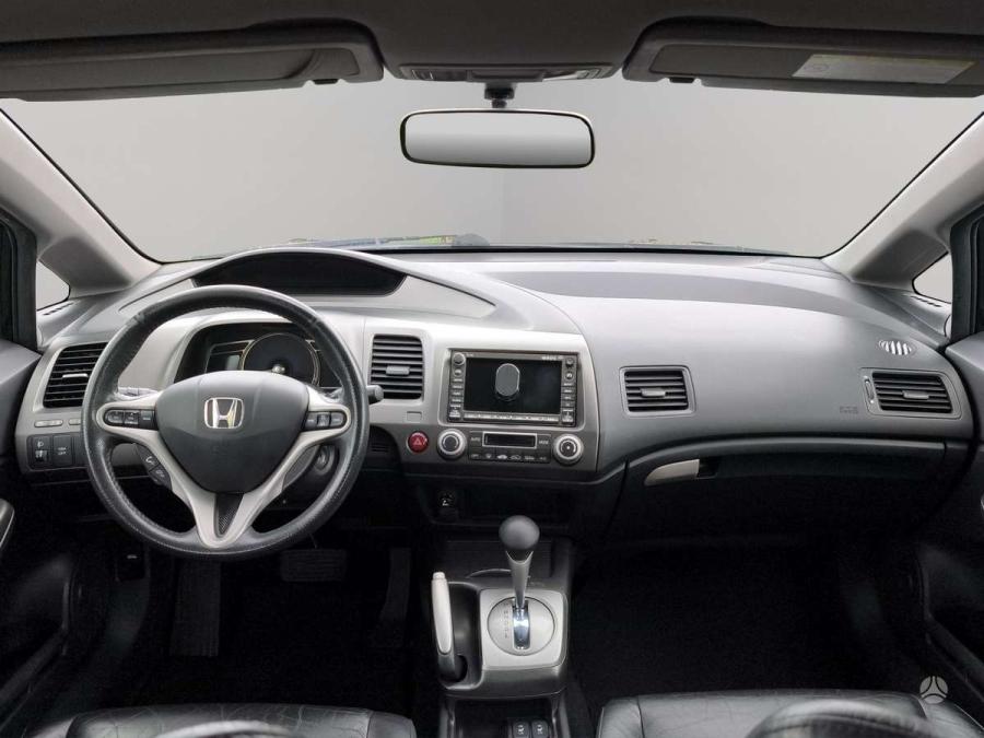 Melns Honda Civic 2009 Klaipėda, ar dzinēja tilpumu 1.30 L un nobraukumu 264 tūkst. km par 3999 €, foto 13 vietnē AUTOMOTO.COM.LV