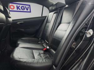 Melns Honda Civic 2009 Klaipėda, ar dzinēja tilpumu 1.30 L un nobraukumu 264 tūkst. km par 3999 €, foto 12 vietnē AUTOMOTO.COM.LV