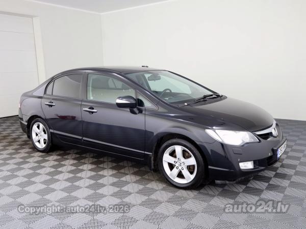 Melns Honda Civic 2009 Tallina, ar dzinēja tilpumu 1.80 L un nobraukumu 245 tūkst. km par 1999 €, foto 1 vietnē AUTOMOTO.COM.LV