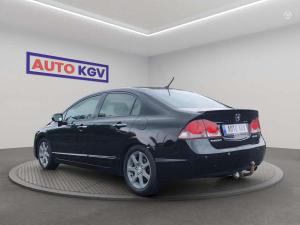 Black Honda Civic 2009 in Klaipeda, with an engine capacity of 1.30 L and mileage of 264 thousand km for 3999 €, photo 4 on AUTOMOTO.COM.LV