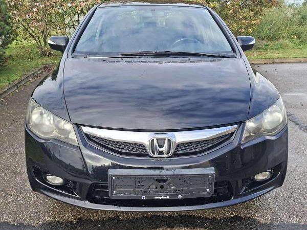Melns Honda Civic 2009 Ukmergė, ar dzinēja tilpumu 1.30 L un nobraukumu 219 tūkst. km par 3250 €, foto 4 vietnē AUTOMOTO.COM.LV