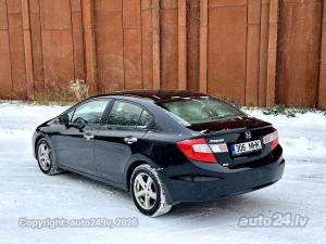 Melns Honda Civic 2012 Tallina, ar dzinēja tilpumu 1.80 L un nobraukumu 180 tūkst. km par 5800 €, foto 3 vietnē AUTOMOTO.COM.LV