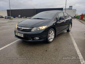 Black Honda Civic 2013 in Keila, with an engine capacity of 1.80 L and mileage of 190 thousand km for 7990 €, photo  on AUTOMOTO.COM.LV