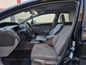 Melns Honda Civic 2013 Tallina, ar dzinēja tilpumu 1.80 L un nobraukumu 155 tūkst. km par 7300 €, foto 13 vietnē AUTOMOTO.COM.LV