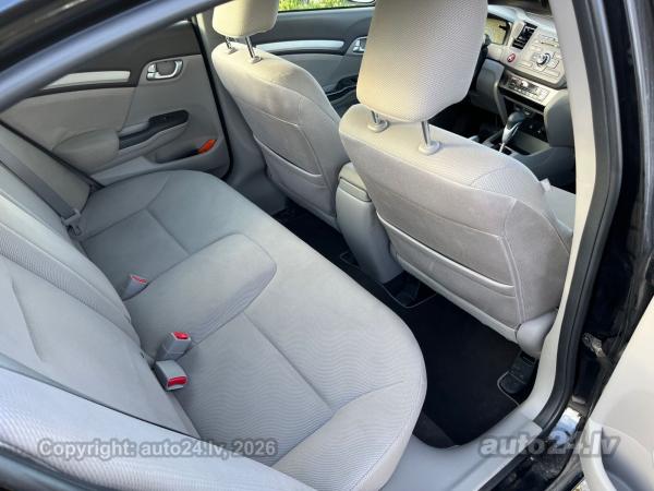 Хонда Цивик 2013 в Тарту на AUTOMOTO.COM.LV Черный Хонда Цивик 2013 в Тарту, объемом двигателя 1.80 л и пробегом 205 тыс. км за 6200 €, фото 11 на AUTOMOTO.COM.LV