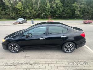 Melns Honda Civic 2015 Tallina, ar dzinēja tilpumu 1.80 L un nobraukumu 251 tūkst. km par 6600 €, foto 7 vietnē AUTOMOTO.COM.LV