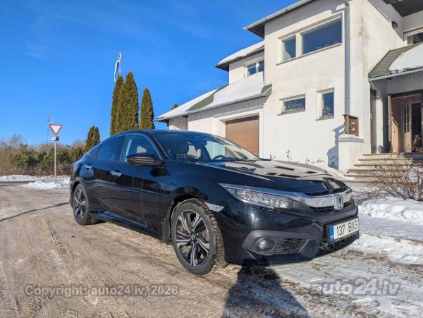 Melns Honda Civic 2018 Tallina, ar dzinēja tilpumu 1.50 L un nobraukumu 132 tūkst. km par 17400 €, foto 10 vietnē AUTOMOTO.COM.LV