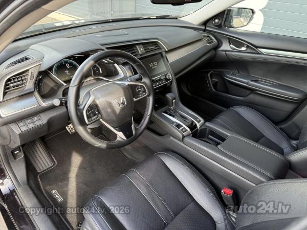 Honda Civic 2018 Tallina vietnē Melns Honda Civic 2018 Tallina, ar dzinēja tilpumu 1.50 L un nobraukumu 110 tūkst. km par 14995 €, foto 10 vietnē AUTOMOTO.COM.LV