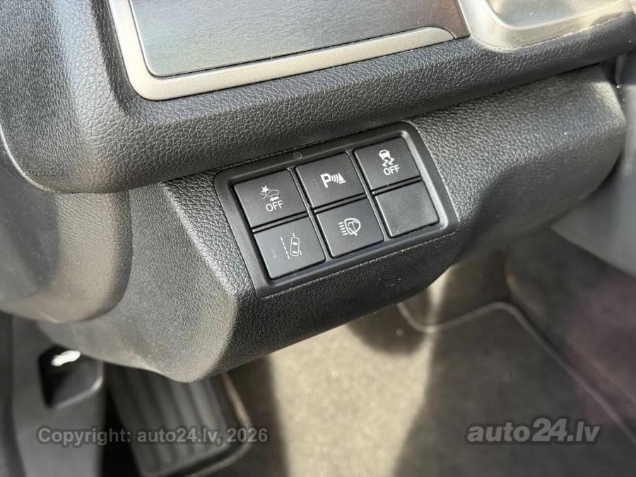 Черный Хонда Цивик 2018 в Таллин, объемом двигателя 1.50 л и пробегом 110 тыс. км за 14995 €, фото 11 на AUTOMOTO.COM.LV