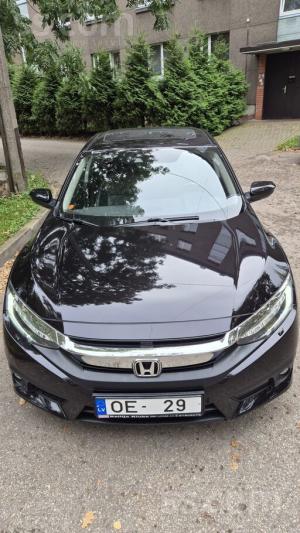 Melns Honda Civic 2018 Rīga, ar dzinēja tilpumu 1.50 L un nobraukumu 109 tūkst. km par 13500 €, foto  vietnē AUTOMOTO.COM.LV