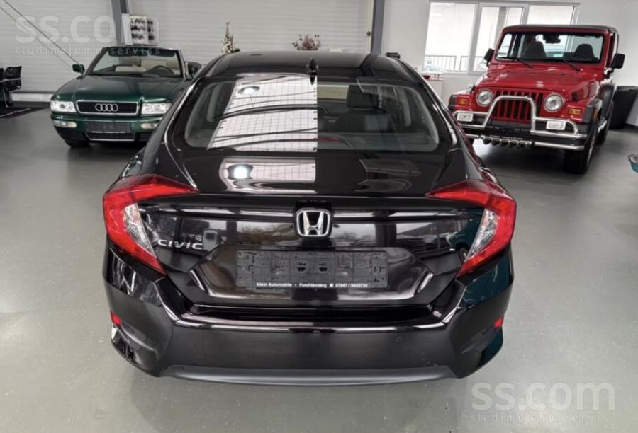 Melns Honda Civic 2019 Rīga, ar dzinēja tilpumu 1.60 L un nobraukumu 91 tūkst. km par 14111 €, foto 5 vietnē AUTOMOTO.COM.LV