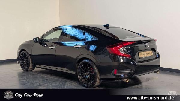 Black Honda Civic 2019 in Kaunas, with an engine capacity of 1.50 L and mileage of 52 thousand km for 22399 €, photo 3 on AUTOMOTO.COM.LV