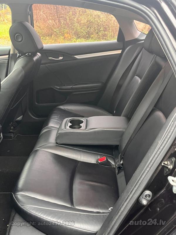 Melns Honda Civic 2019 Tallina, ar dzinēja tilpumu 1.50 L un nobraukumu 145 tūkst. km par 16500 €, foto 11 vietnē AUTOMOTO.COM.LV