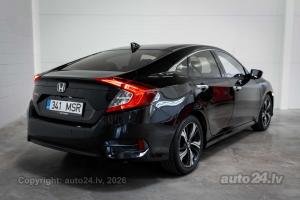 Black Honda Civic 2019 in Tallinn, with an engine capacity of 1.50 L and mileage of 76 thousand km for 13990 €, photo 9 on AUTOMOTO.COM.LV