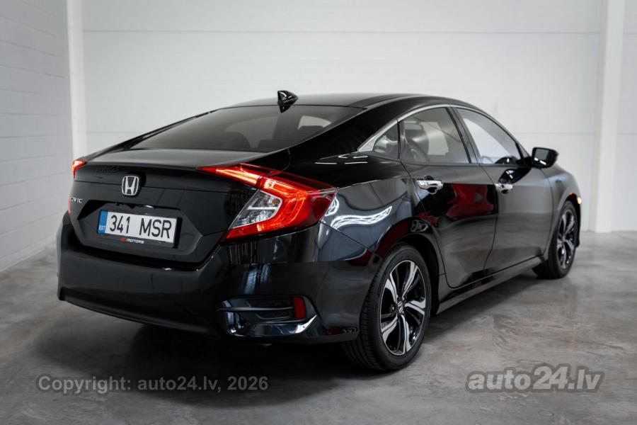 Black Honda Civic 2019 in Tallinn, with an engine capacity of 1.50 L and mileage of 76 thousand km for 13990 €, photo 9 on AUTOMOTO.COM.LV