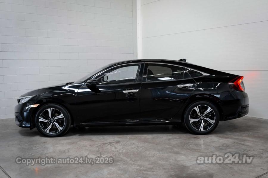 Black Honda Civic 2019 in Tallinn, with an engine capacity of 1.50 L and mileage of 76 thousand km for 13990 €, photo 10 on AUTOMOTO.COM.LV