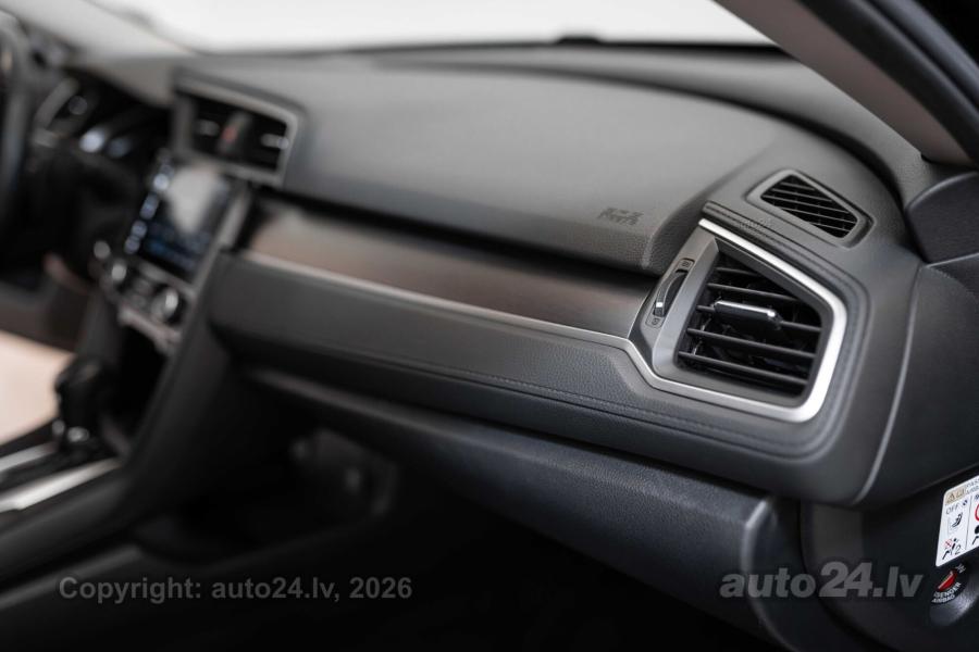 Black Honda Civic 2019 in Tallinn, with an engine capacity of 1.50 L and mileage of 76 thousand km for 13990 €, photo 27 on AUTOMOTO.COM.LV