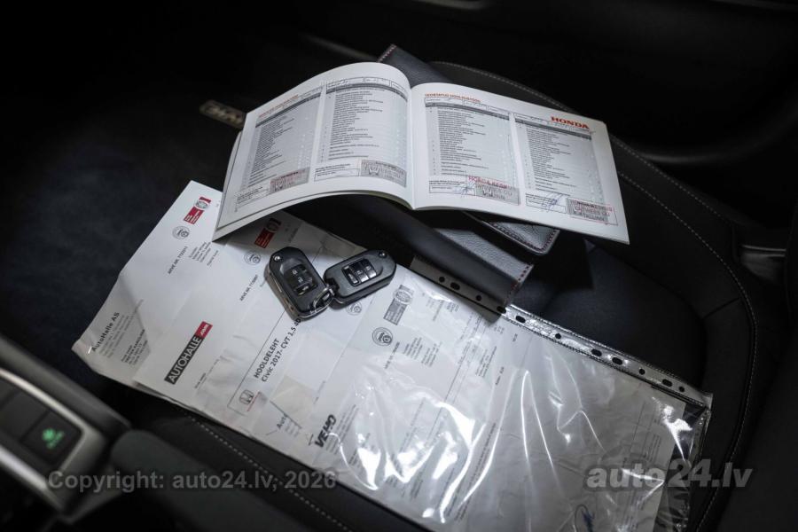 Black Honda Civic 2019 in Tallinn, with an engine capacity of 1.50 L and mileage of 76 thousand km for 13990 €, photo 28 on AUTOMOTO.COM.LV