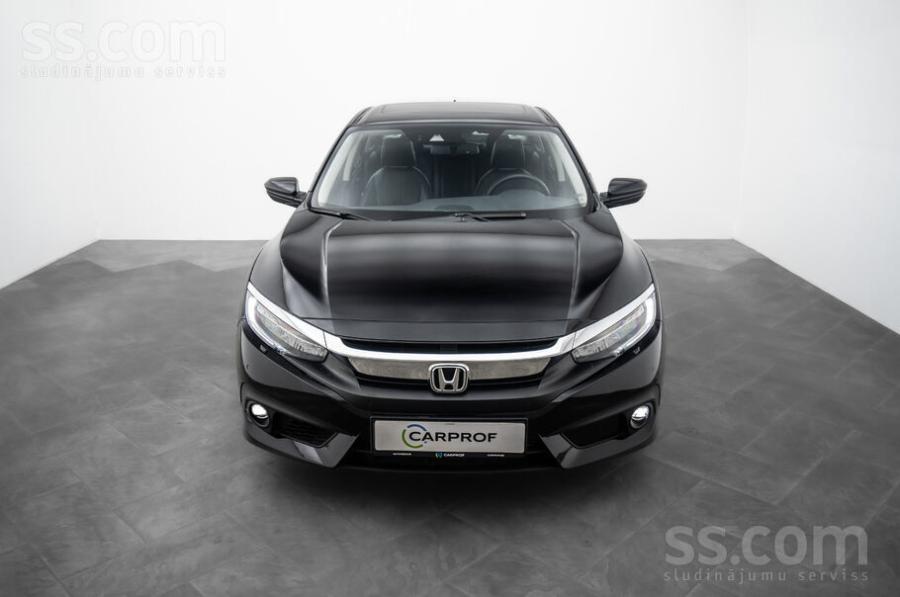 Black Honda Civic 2020 in Tallinn, with an engine capacity of 1.50 L and mileage of 109 thousand km for 14999 €, photo 2 on AUTOMOTO.COM.LV